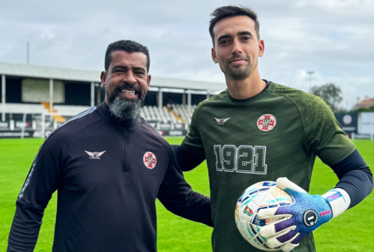 Goleiro César, ex-Flamengo, fecha com clube inusitado em Portugal ...