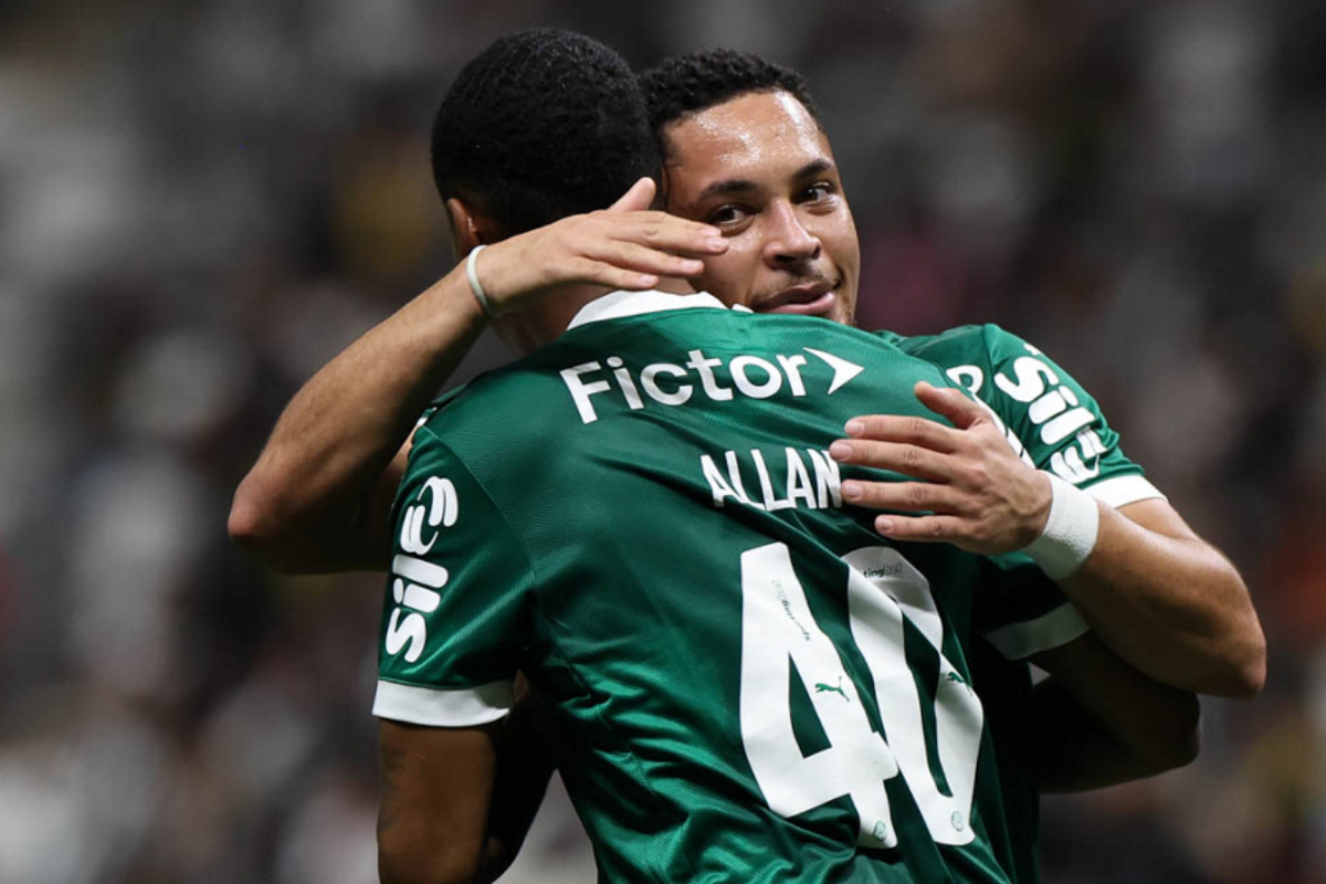 Vitor Roque e Allan representam o Palmeiras na Bola de Prata; veja ...