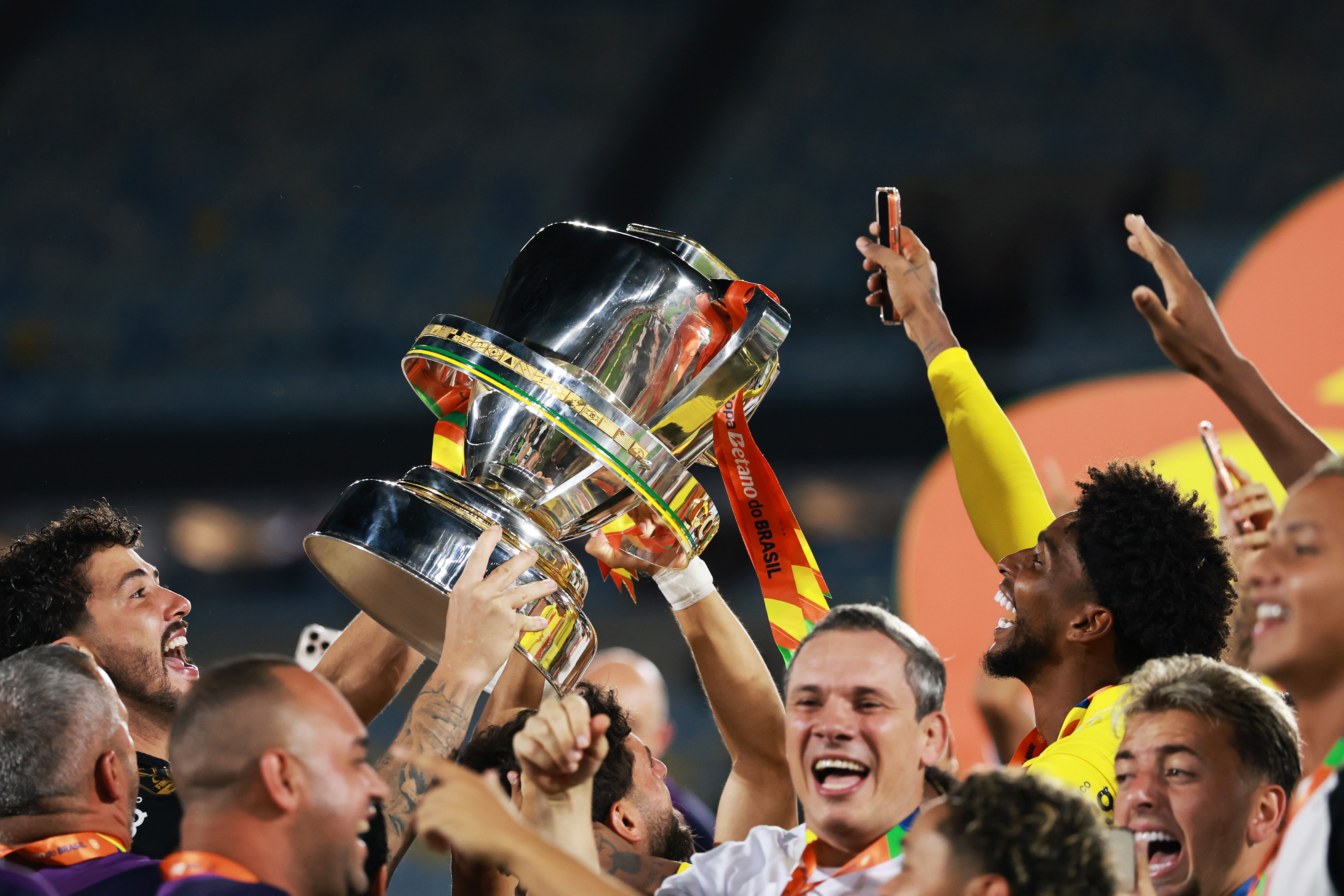 Premiação da Copa do Brasil guia planejamento do Corinthians para 2026 ...